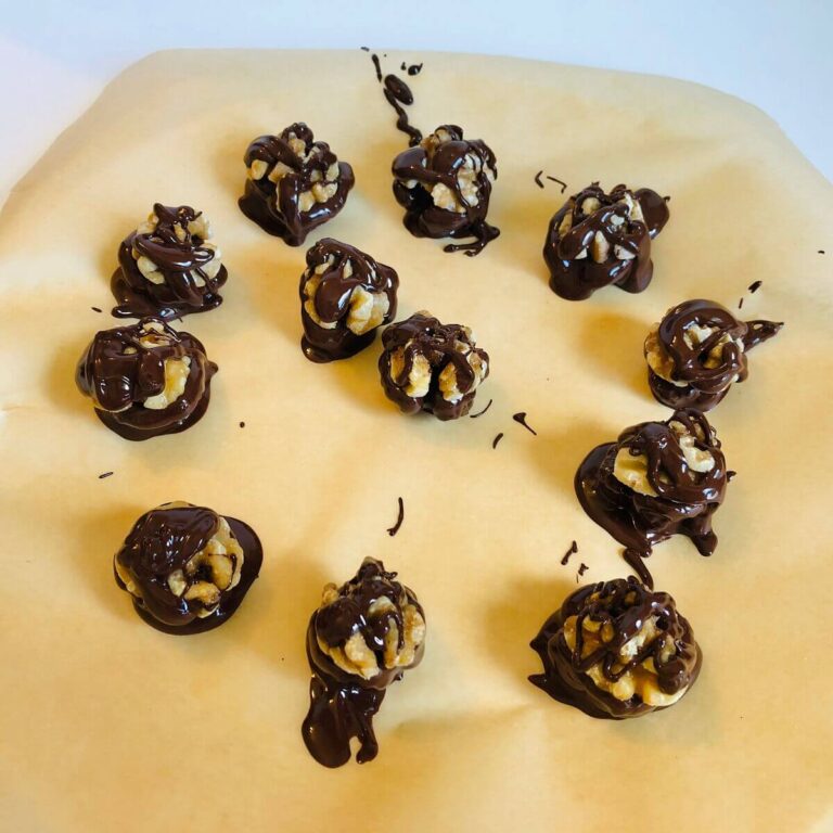 Chocolate Covered Walnuts (An Easy and Delicious Treat) - A Sweet ...