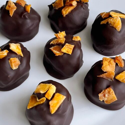 Homemade Chocolate Gifts (Easy and Budget Friendly) - A Sweet Alternative