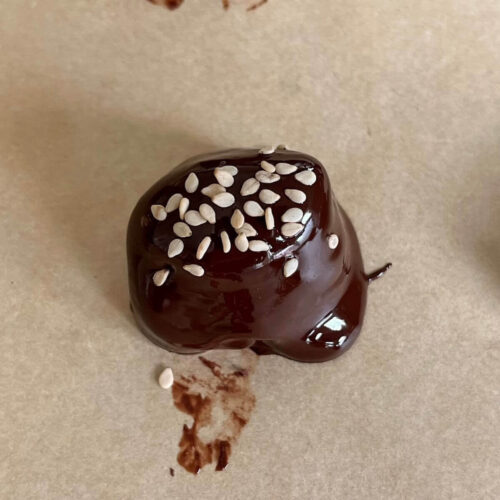 Tahini Truffles (An Easy and Delicious Chocolate Treat) - A Sweet ...