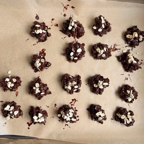 Chocolate Oat Clusters (Easy and Delicious) - A Sweet Alternative