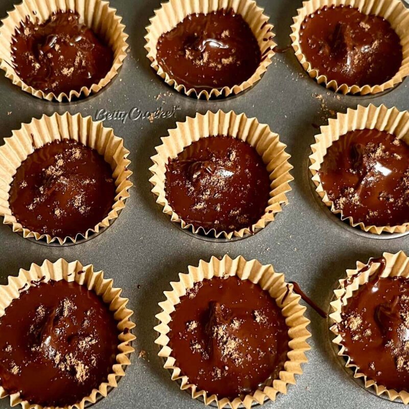 Gingerbread Chocolates (Perfect for Christmas Parties) - A Sweet ...