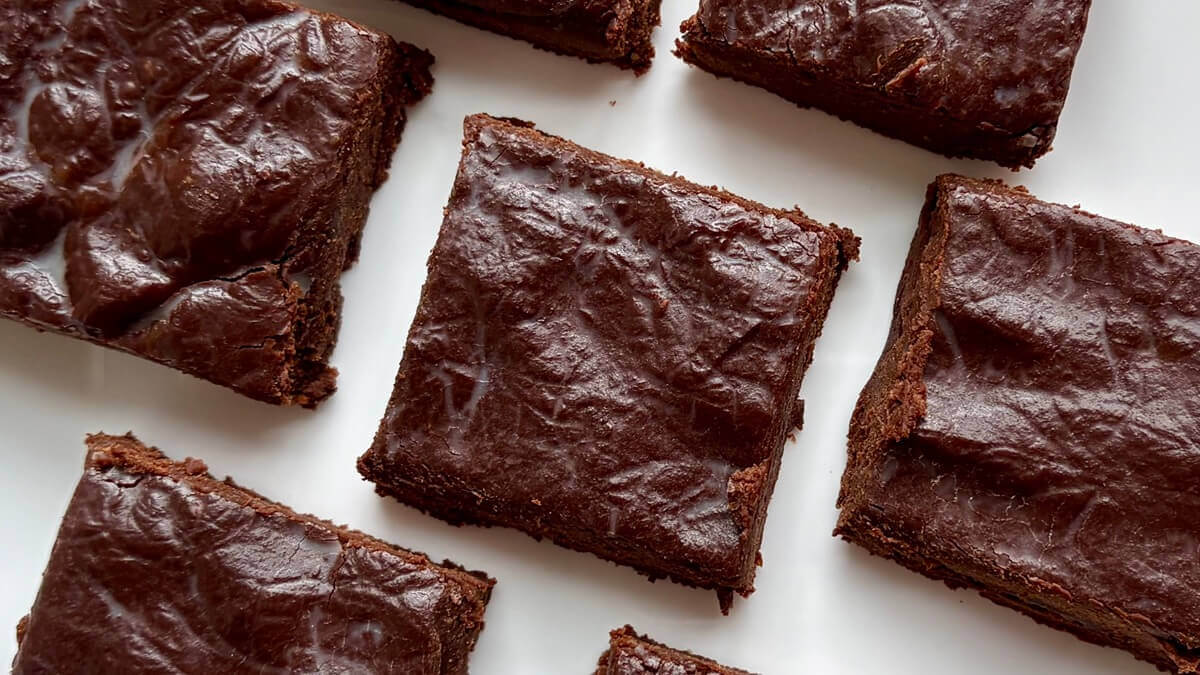 No-Bake Peanut Butter Brownies (Gluten Free and Vegan) - A Sweet ...